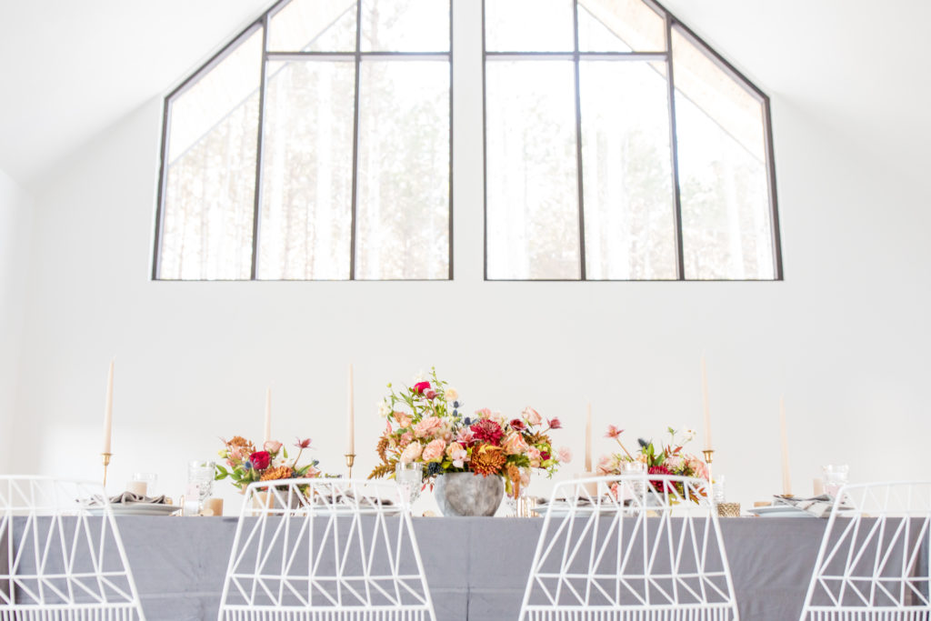 Colorful Fall Wedding at Pinewood in Minnesota - studiofleurette.com